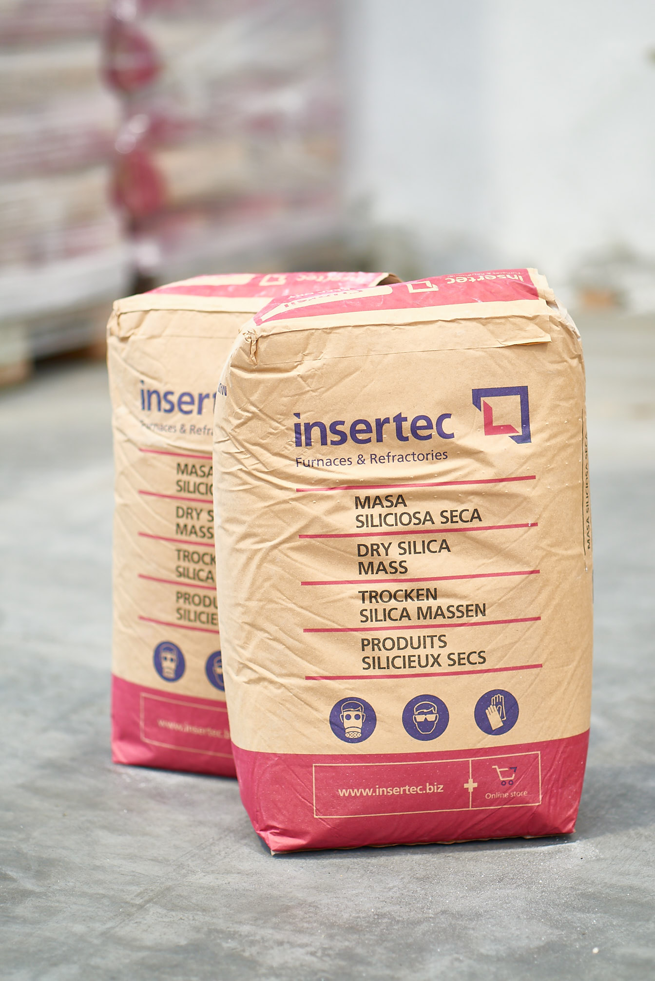 Cuarsil IS7 AC: Dry vibratable mass silica based on quartzite - Insertec